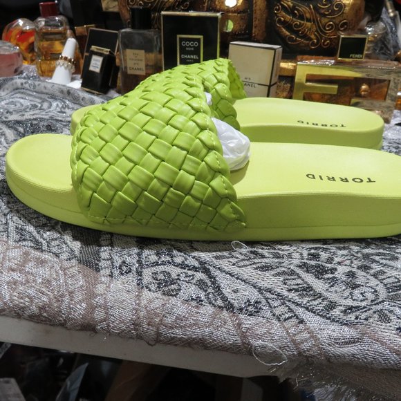 torrid | Shoes | Woven Neon Green Pool Slides Mules Sandals 3 Sizes 7 ...